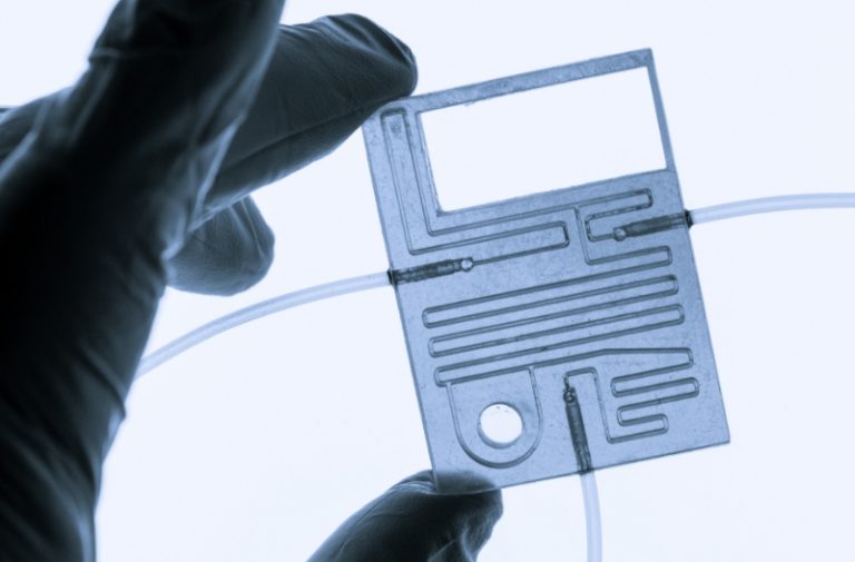 Discover the Power of Microfluidic Biochips | Atomica